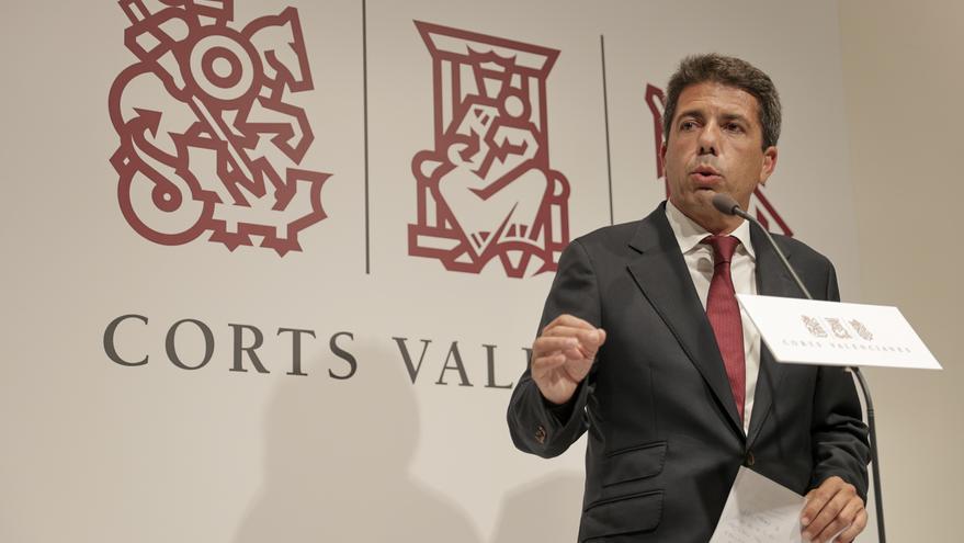 Impasible el ademán, un artículo de Juan R. Gil