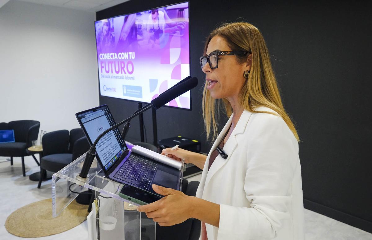 De la pesca a la repostería: Canarias muestra a los jóvenes el empleo ...