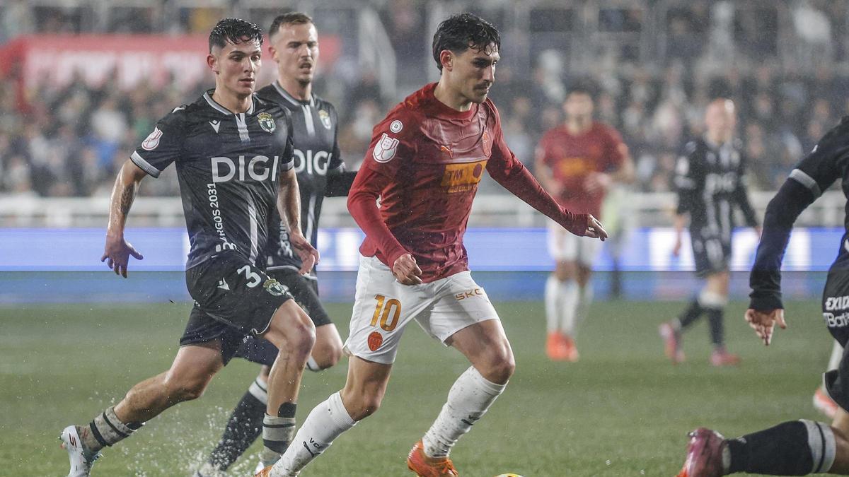 FICHAJES VALENCIA CF: La operación salida, clave en el mercado del ...