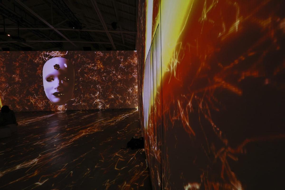 Exposición en Bombas Gens sobre Fallas e inteligencia artificial en ...