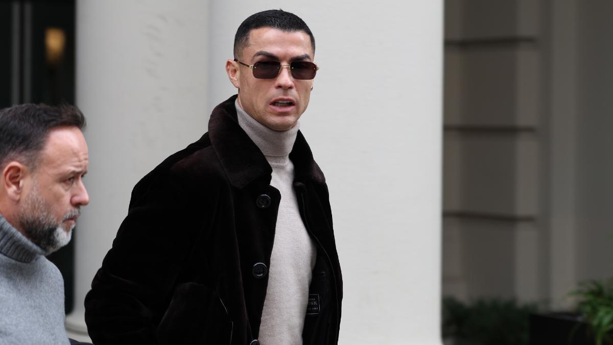 El avión de Cristiano 'escapa' de Riad a Madrid en medio del conflicto ...
