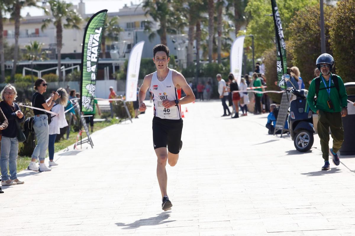 Mark Roper y María Cabello conquistan la XIV Cursa Portus Magnus de ...