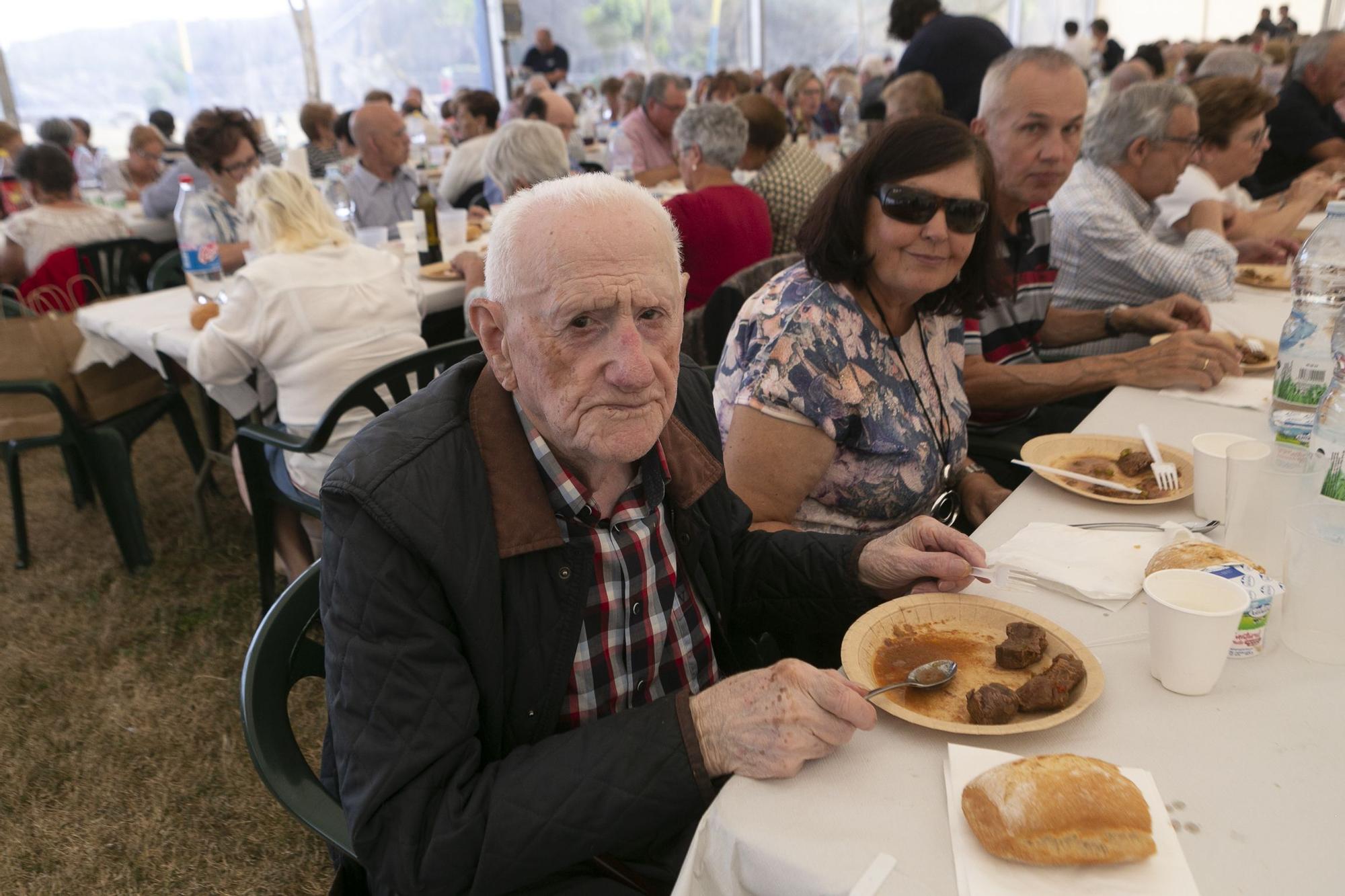 EN IMÁGENES: Los mayores de Gozón vuelven a reencontrarse en Moniello
