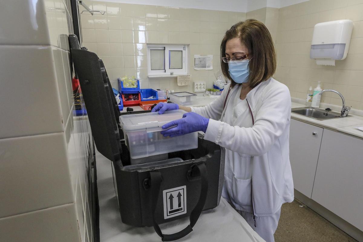 El Hospital General de Elche utiliza neveras inteligentes para ...