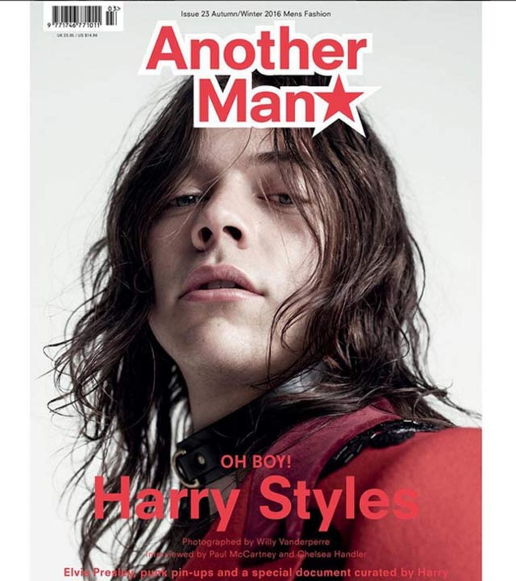 Harry Styles vuelve a Instagram con tres looks muy diferentes - Cuore