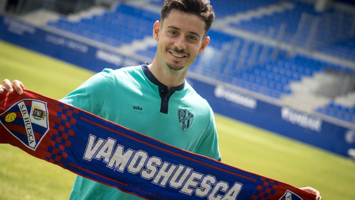 Toni Abad: "Quiero mostrar mi mejor versión en el Huesca"