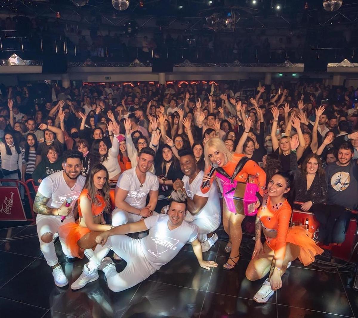 Música con el "Grupo Beatriz" y gastronomía en las fiestas de la ...