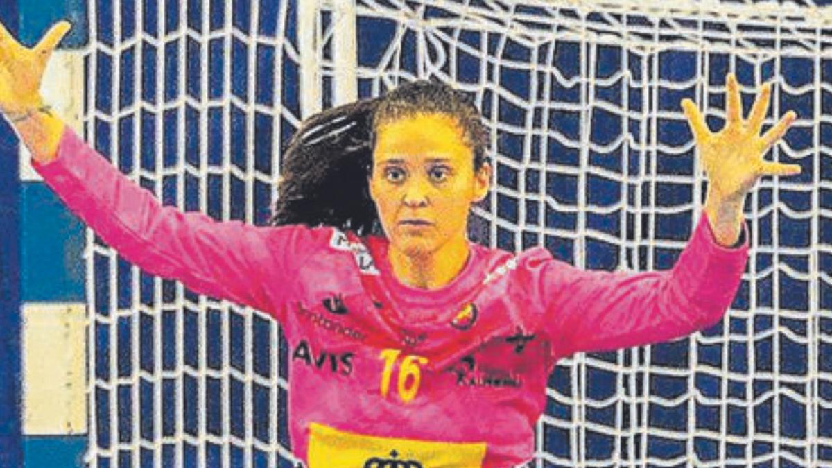 Lucía Alonso, portera del Unicaja Gijón, a la selección junior - La ...