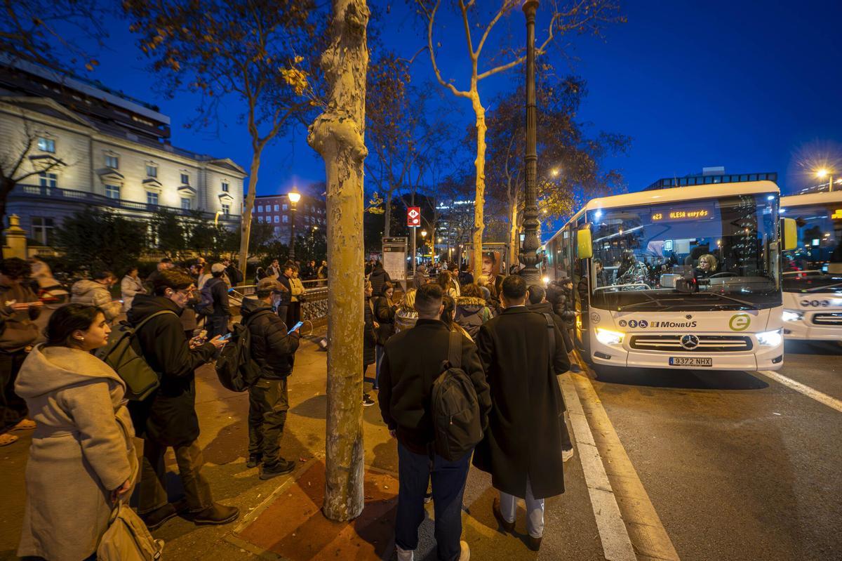 La asociación Promoció del Transport Públic reclama doblar "de forma ...