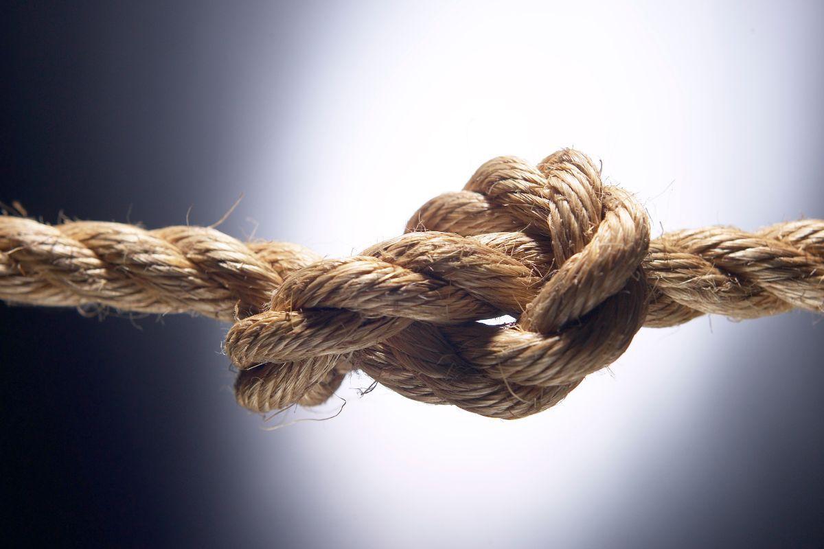 Cómo hacer amarres de pareja efectivos en 10 pasos