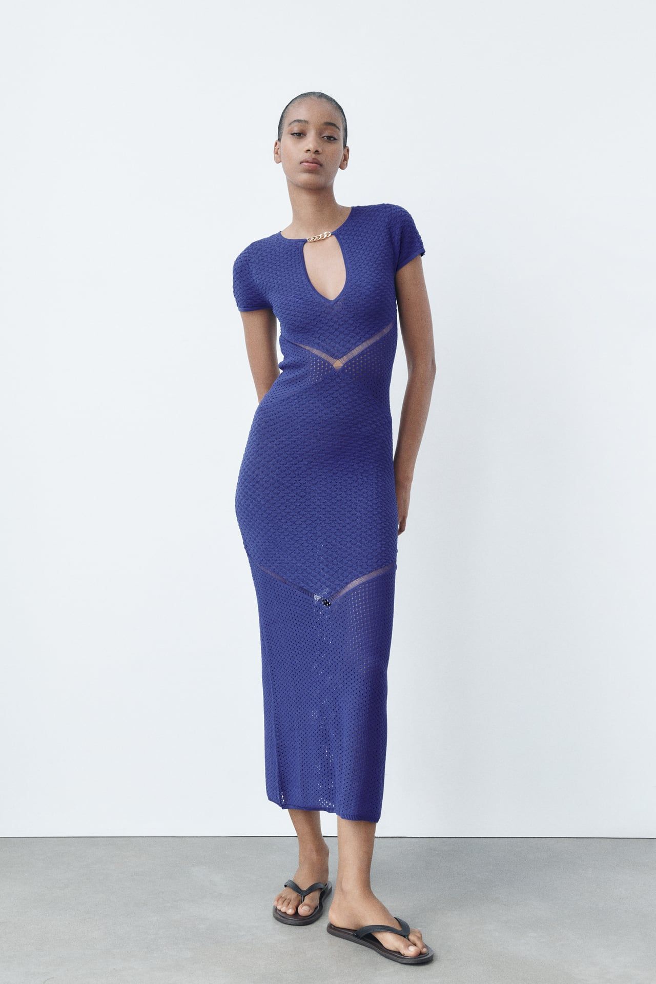 Los 12 vestidos azules de Zara por los que sentirás un auténtico ...