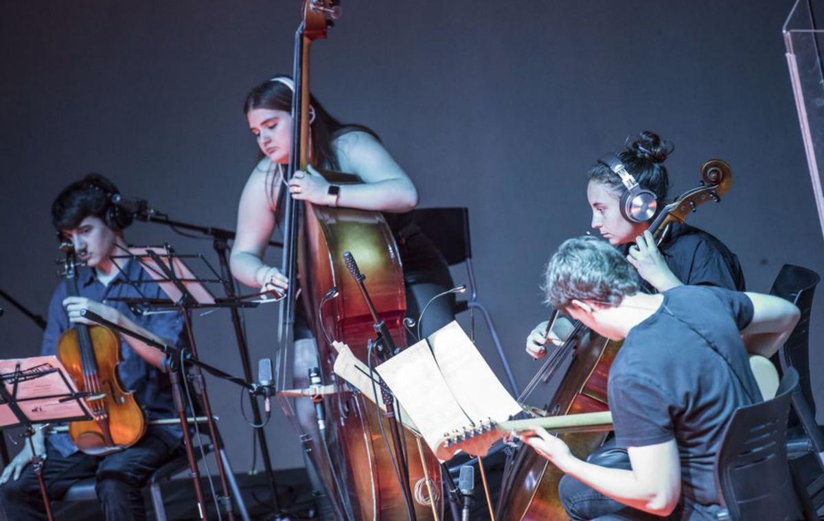 Despertar de la vida sobre l’escenari