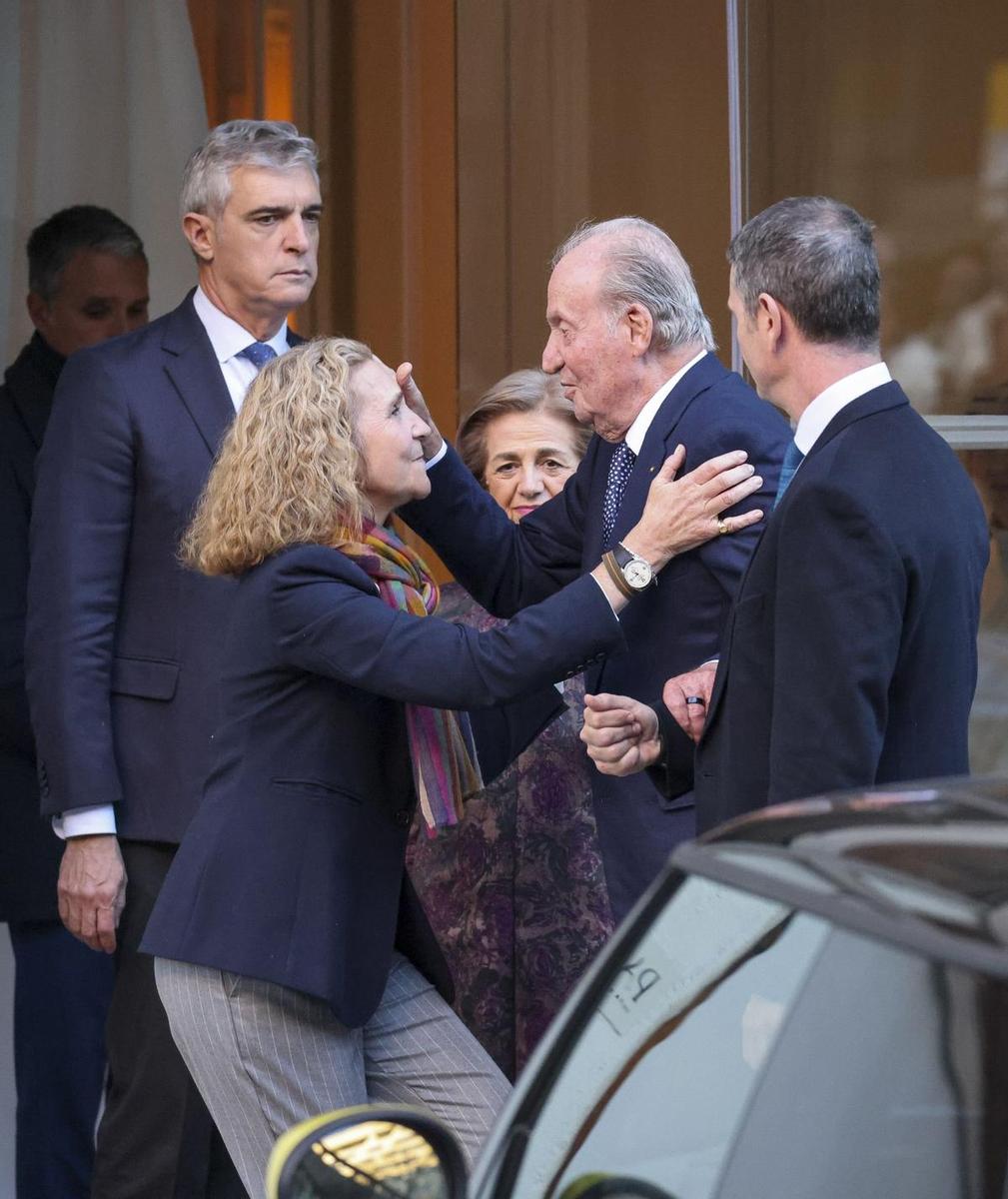 REY JUAN CARLOS INFANTA ELENA | Qué significa la curiosa despedida de ...
