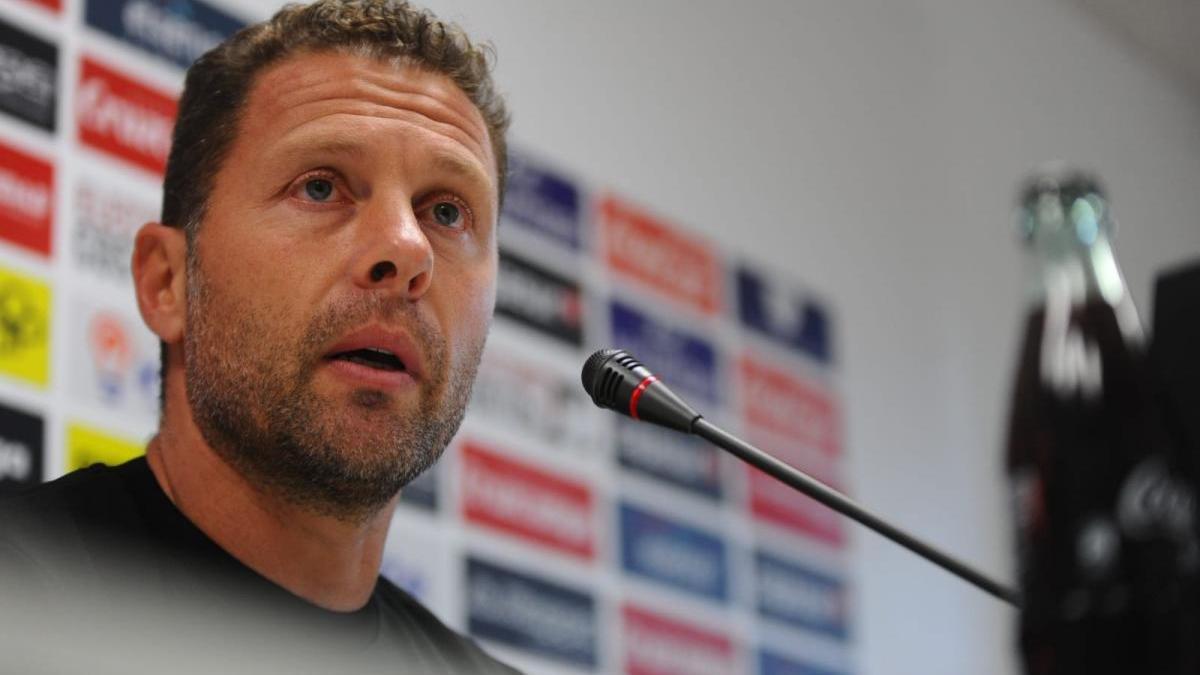 Curro Torres: "Tenemos una plantilla amplia para competir en Lugo