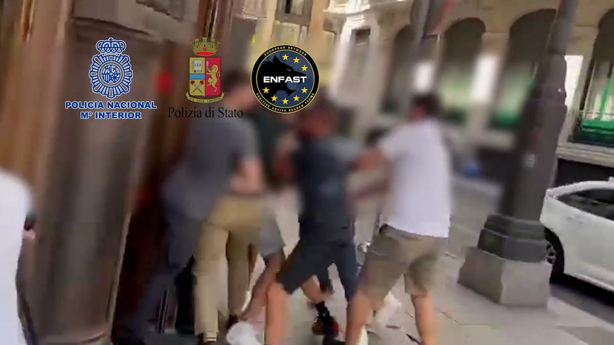 POLICÍA NACIONAL | Espectacular detención de un peligroso fugitivo ... POLICÍA NACIONAL | Espectacular detención de un peligroso fugitivo ...