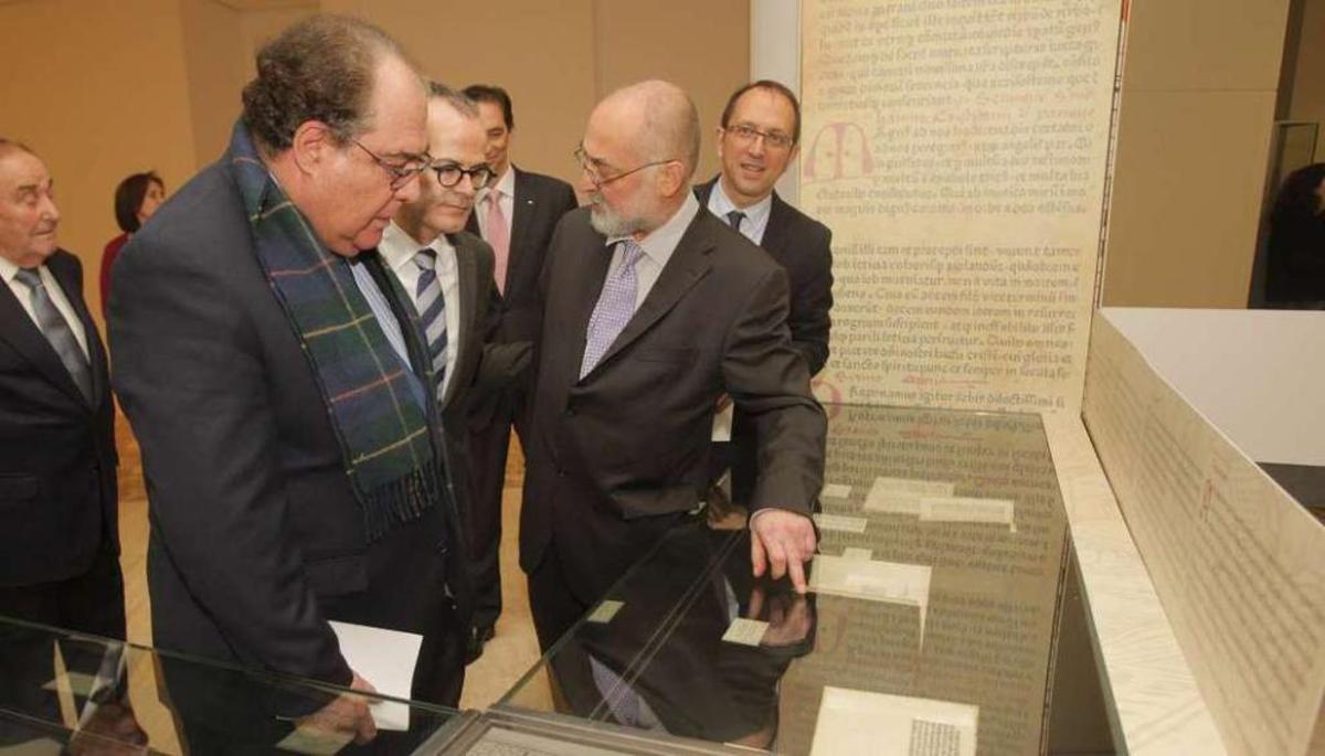 "O berce do libro" reúne en el Gaiás los 66 incunables de la Colección ...