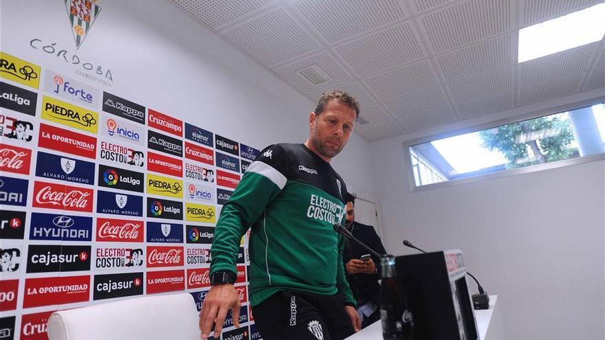 Curro Torres: "Tenemos una plantilla amplia para ir a competir Lugo"