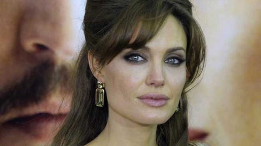 Fallece La Tía De Angelina Jolie Por Un Cáncer De Mama Información