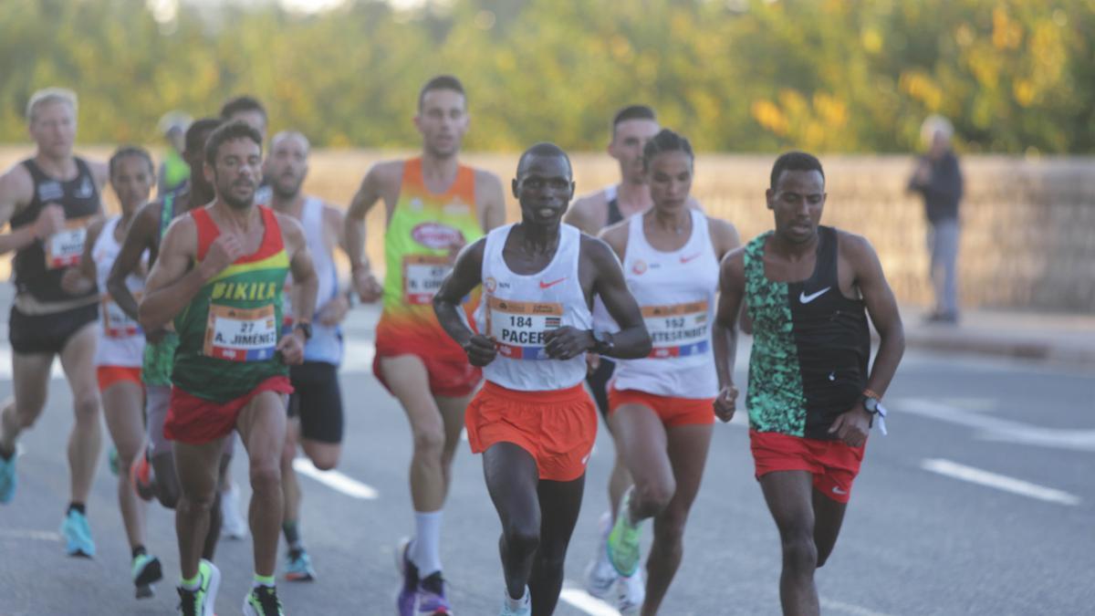 Busca tu foto en la Media Maratón de València - Superdeporte