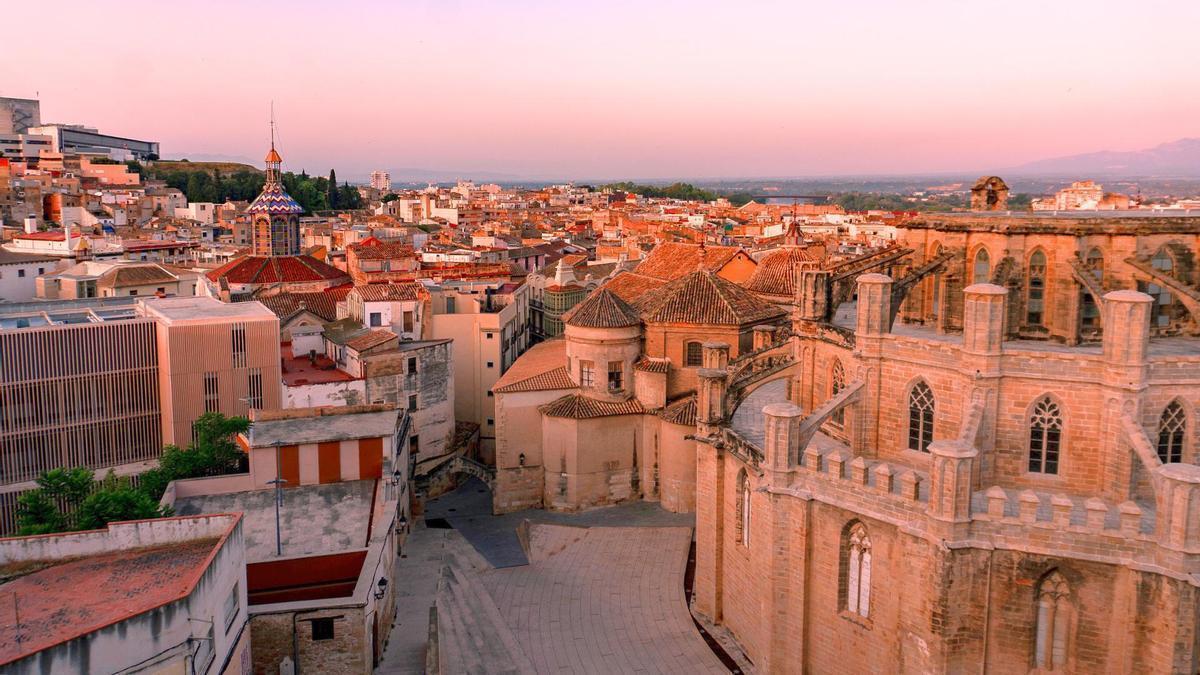 La catedral más desconocida de España está en Tarragona y es una ...