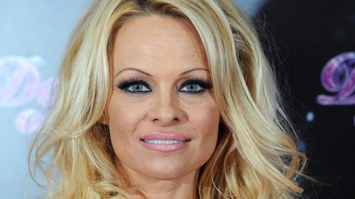 Pamela Anderson visita este miércoles el plató de "Hay una cosa que ...