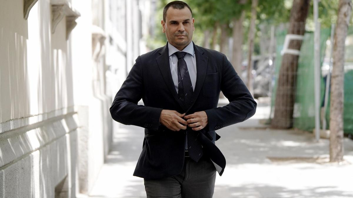 La Pareja De Ayuso Ratifica Su Querella Contra La Fiscalía Y ésta