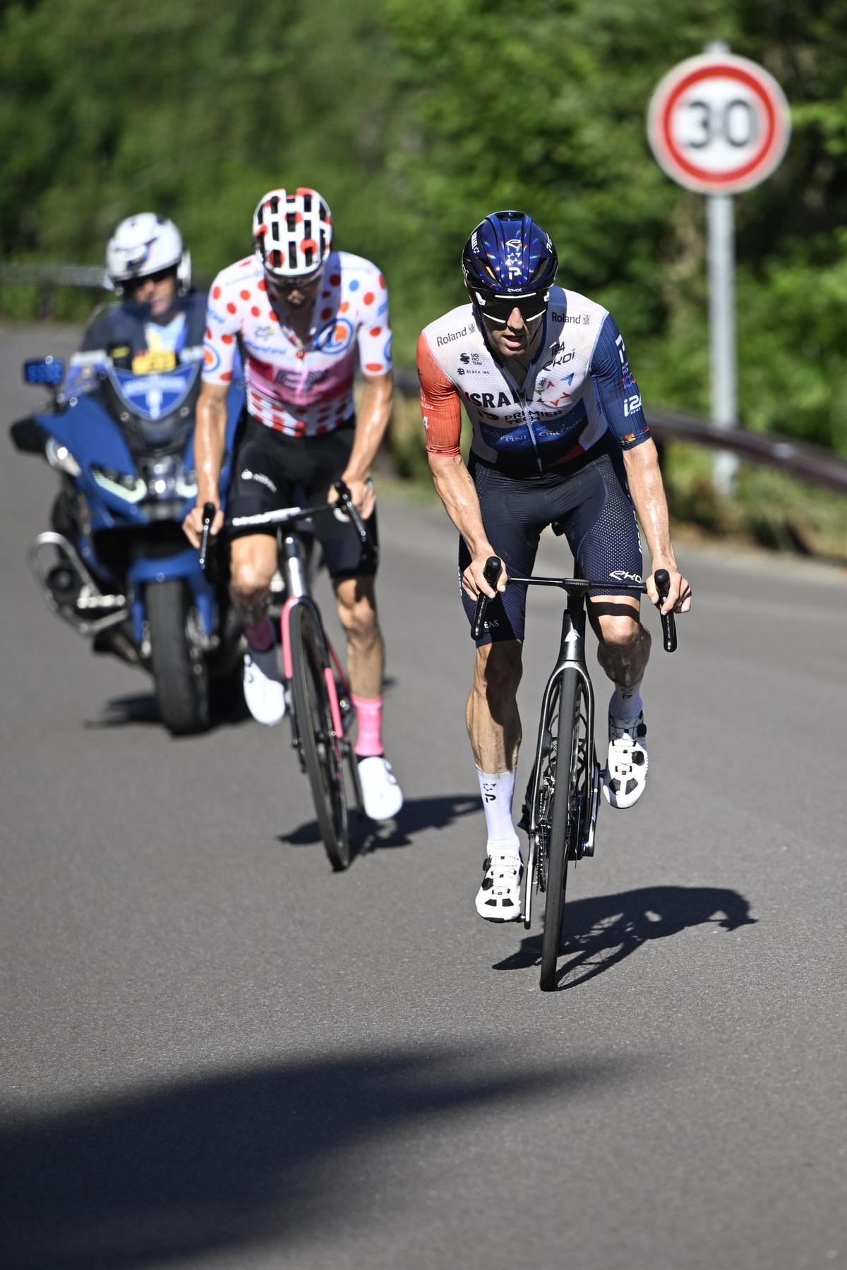 IMÁGENES | Las mejores imágenes de la etapa 9 del Tour de Francia