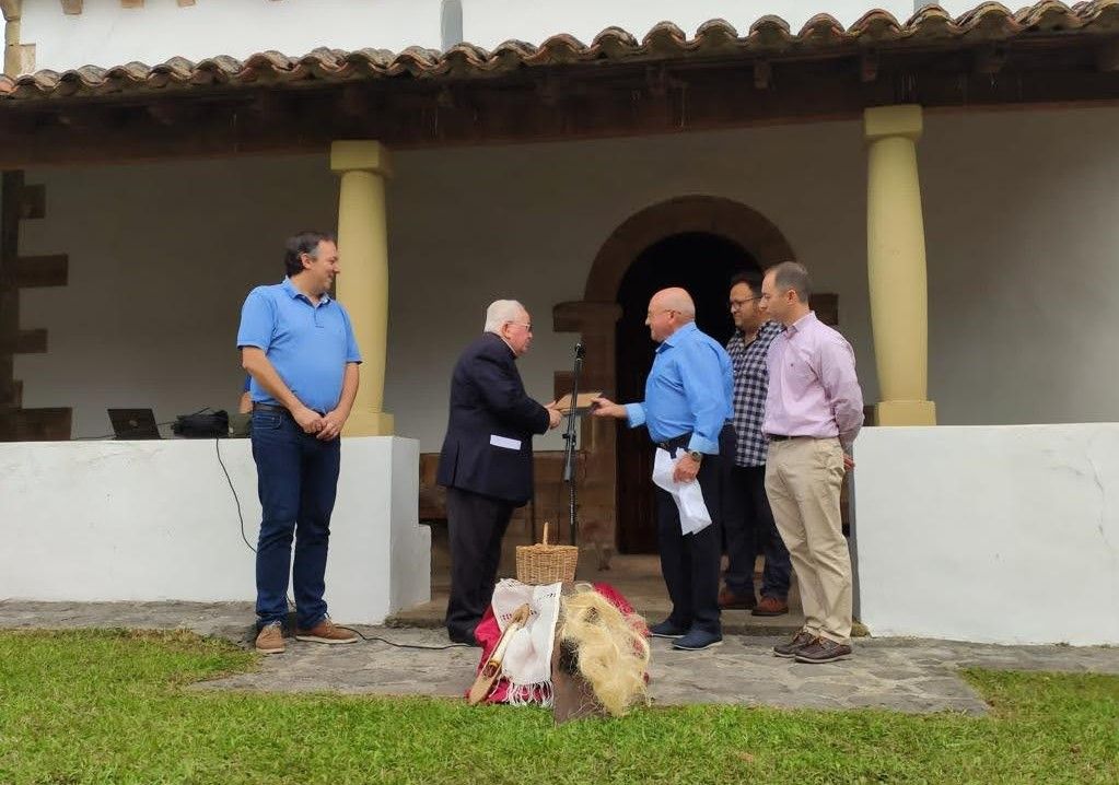 Lino, nueces y tradición en Camoca: así fue la fiesta de la localidad ...