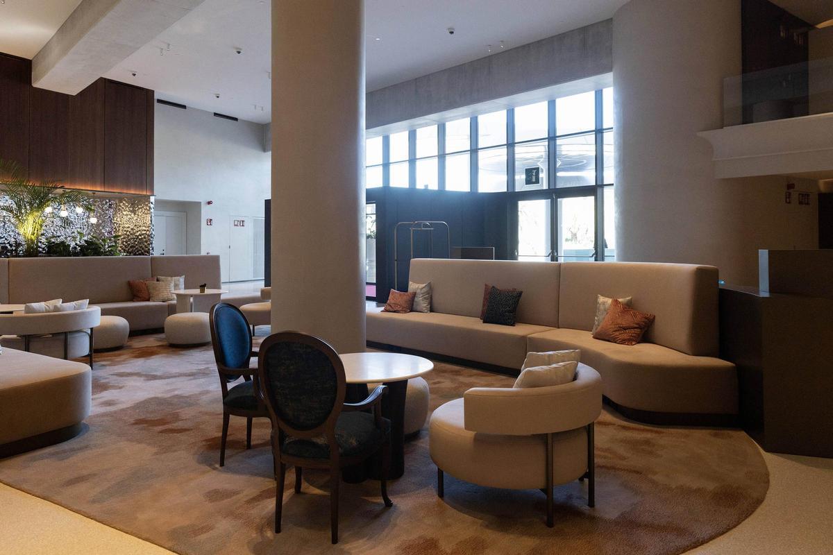 El macro hotel de lujo SLS Barcelona en el Fòrum