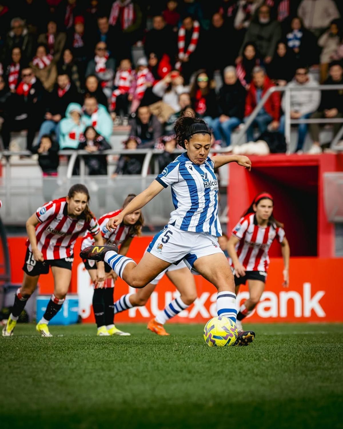 Paula Fernández: «El premi que m’han donat reconeix la temporada de l ...