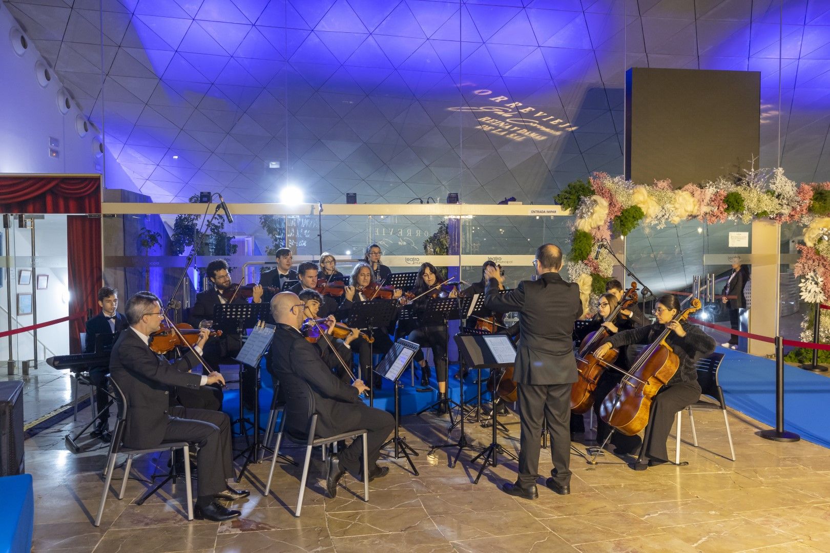 La Gala de Coronación de la Reina de la Sal 2024/ 2025 de Torrevieja ...