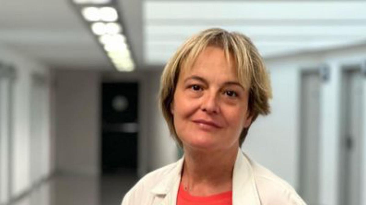 Esther Álvarez asume la jefatura de servicio de Obstetricia y ...