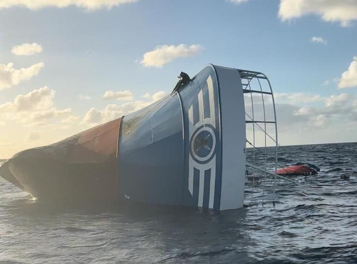 Un pesquero de Vigo se hunde en el Pacífico tras encallar en las islas Fiyi