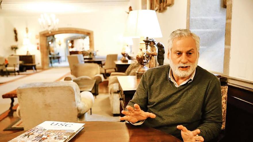 Adega premia o labor de Fernando Cobo polos seus estudos dos ríos