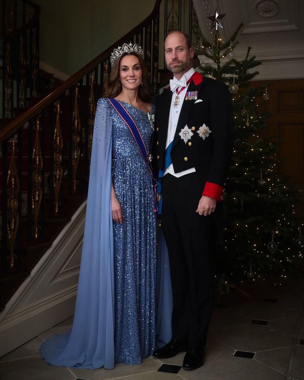 Kate Middleton impacta con su look de gala en la cena ofrecida al ...