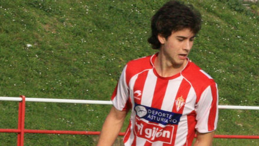 Alex Serrano renueva por cuatro temporadas más