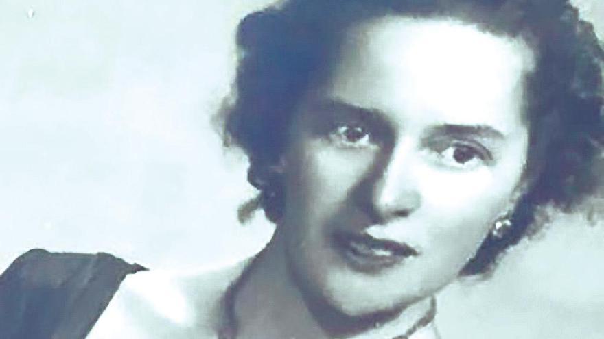 Ángela Pardo, pioneira da xinecoloxía galega, no Álbum de Galicia