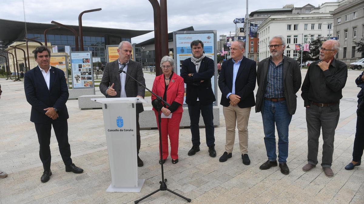 El Instituto José Cornide repasa 60 años dedicados a la ciudad en la Marina