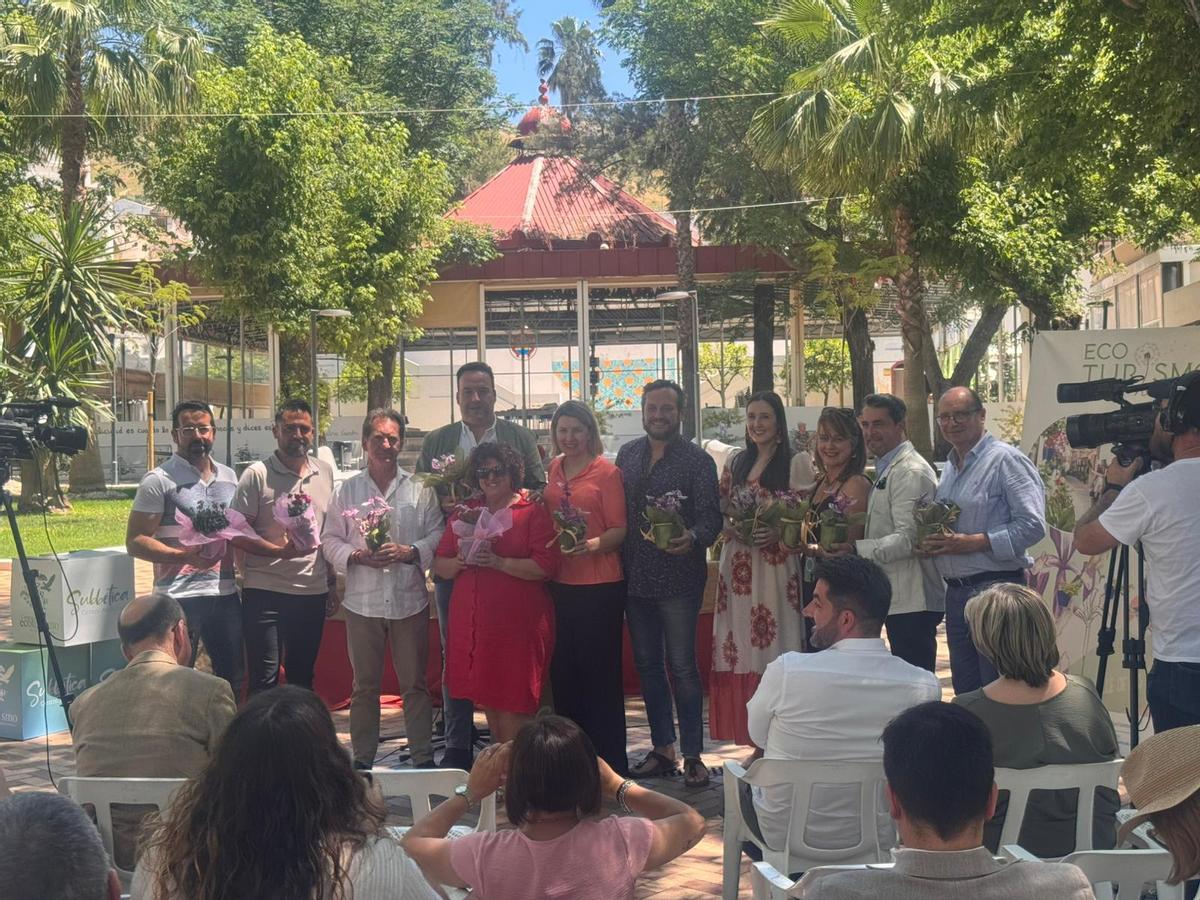 El parque municipal de Doña Mencía acoge la entrega de los premios de ...
