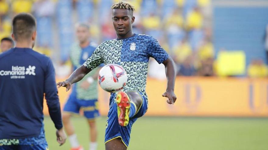 Bassinga debuta en Primera cuatro años y medio después de llegar en ...