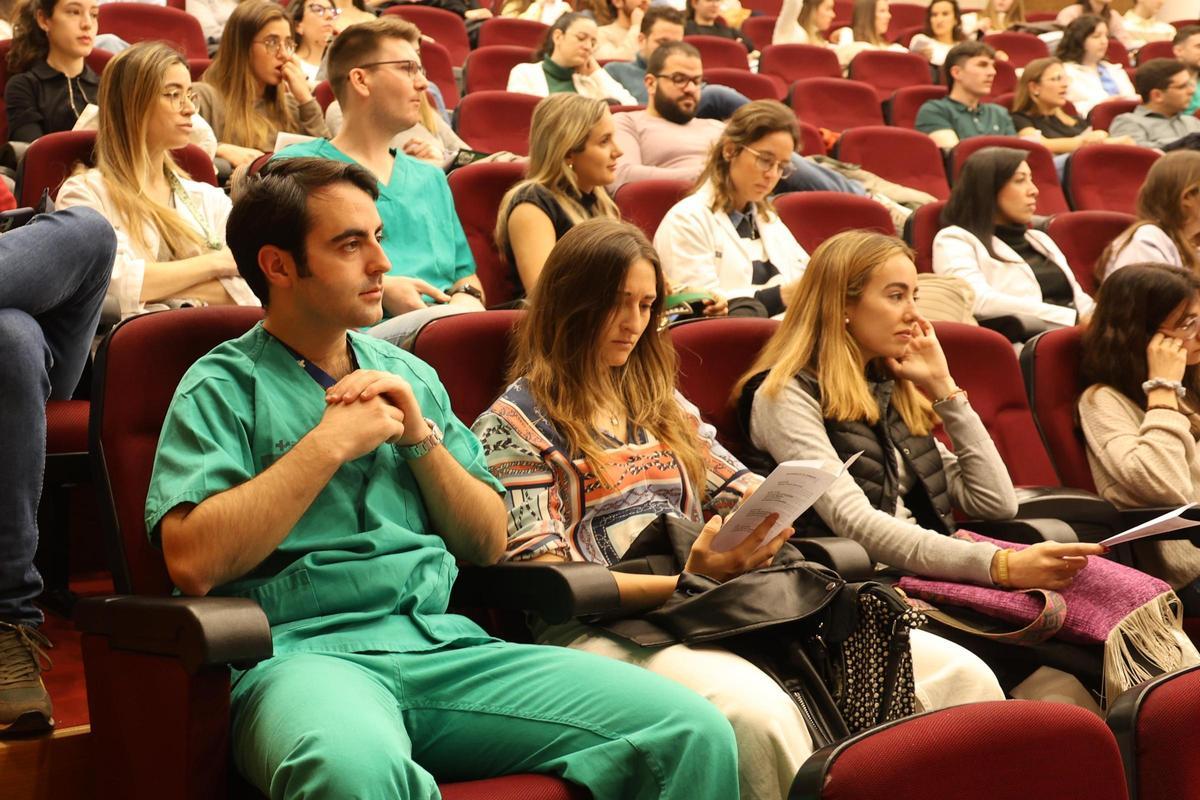 MIR EN ALICANTE | "Es un reto gestionar tantos pacientes con tiempos ...