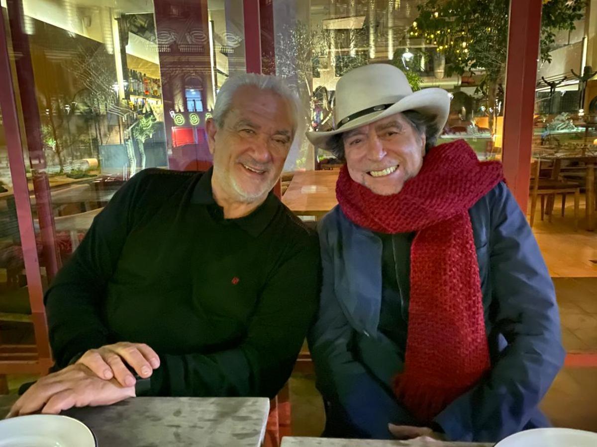 Joaquín Sabina | La historia del mánager valenciano del cantante que ...