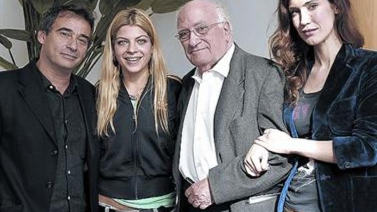 Aranda estrena 'Luna caliente', un polémico filme que narra el turbio ...