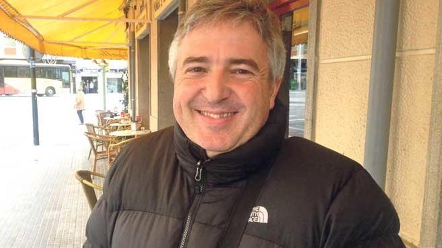 Marc Crespí: "Los autobuses interurbanos son viejos, tienen muchas ...