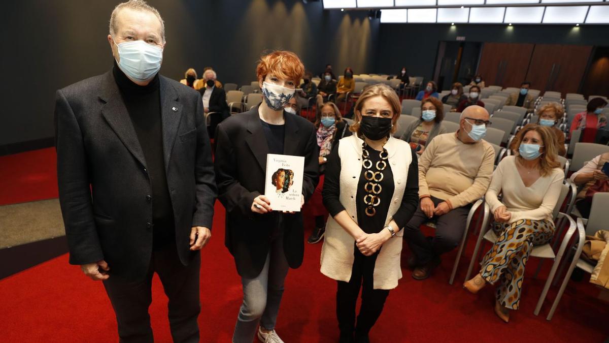 Virginia Feito: “Soy muy obsesiva, entro en bucle mil veces al día; en ...