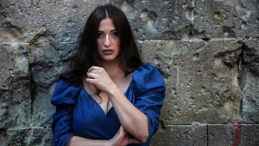 Ana Brenes: "Terminé de servir cafés, fui y me subí al escenario"