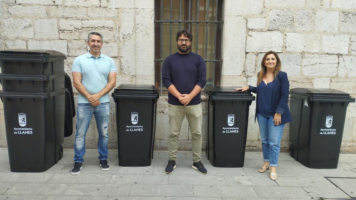Así resuelve Llanes el problema de las gaviotas y los cubos de basura
