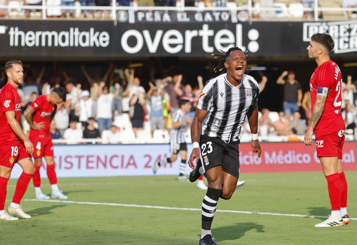 FC Cartagena: tras el milagro toca crecer