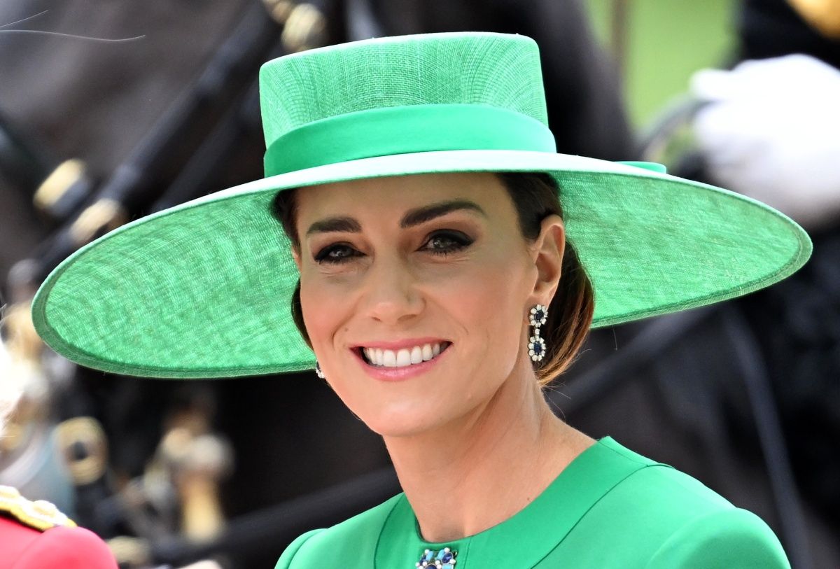 Kate Middleton Se Viste De Verde Para Su Primer Desfile Trooping The