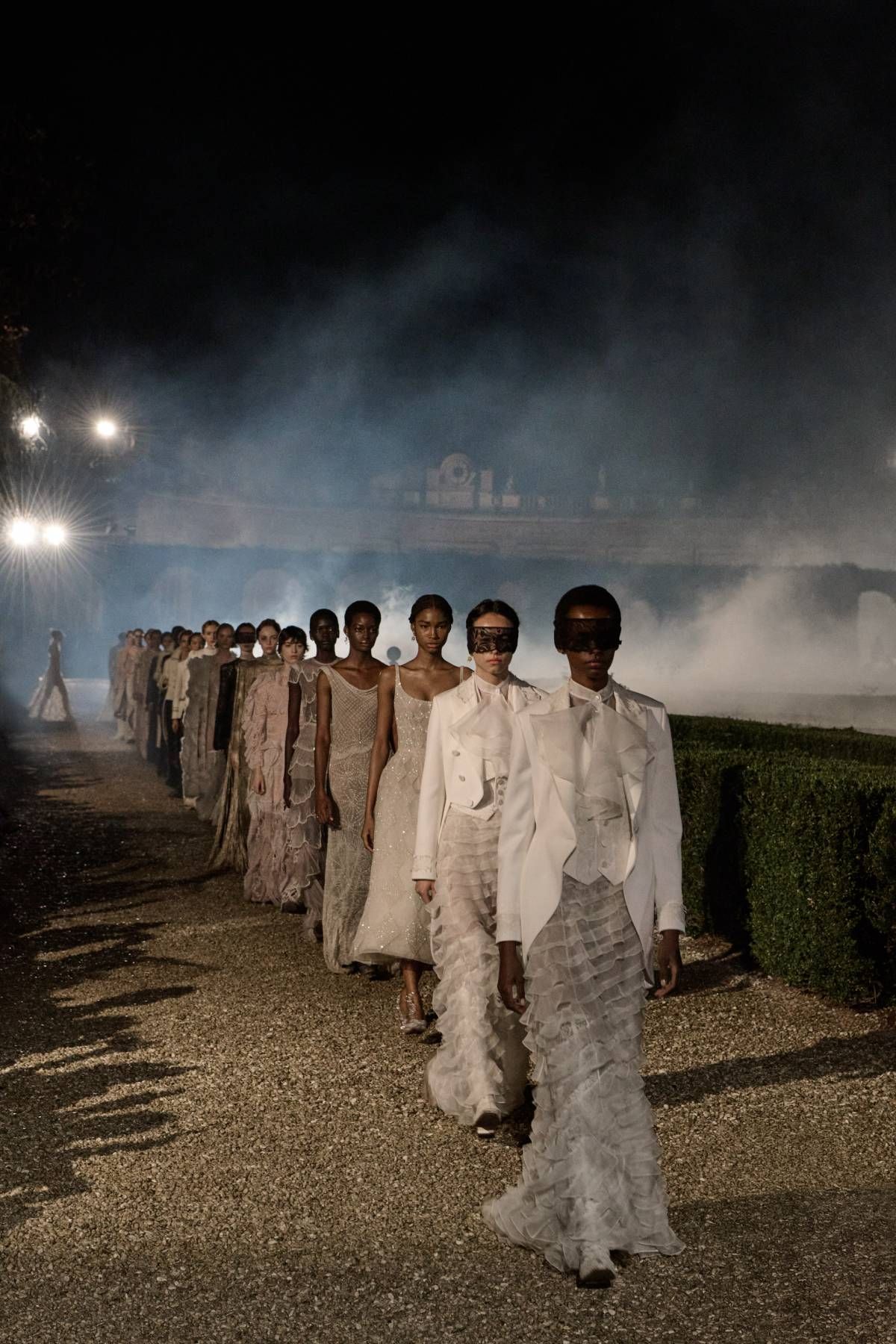 DIOR DESFILE ROMA | Roma se viste de Dior: el tributo de despedida de ...